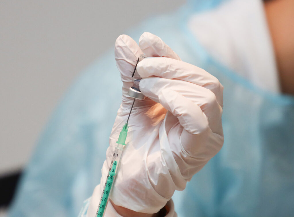 Interview: COVID-19 vaccination, can pharmacists save the day ...
